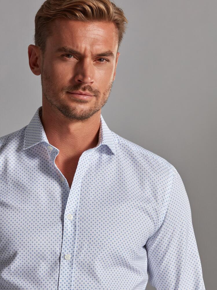 Chemise cintrée Grant - Petit col | L'offre ultime : 4 chemises pour 99€